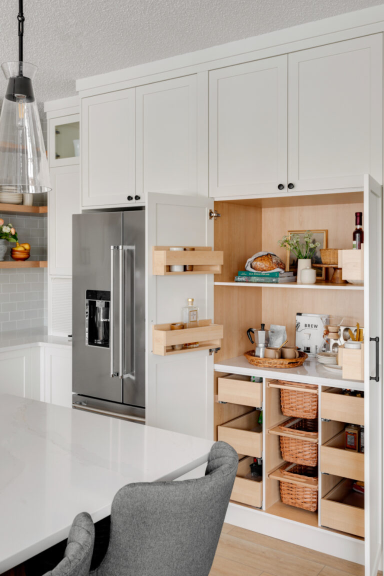 Interior Design in Calgary: Creating Comfortable Luxury at Home - Room ...